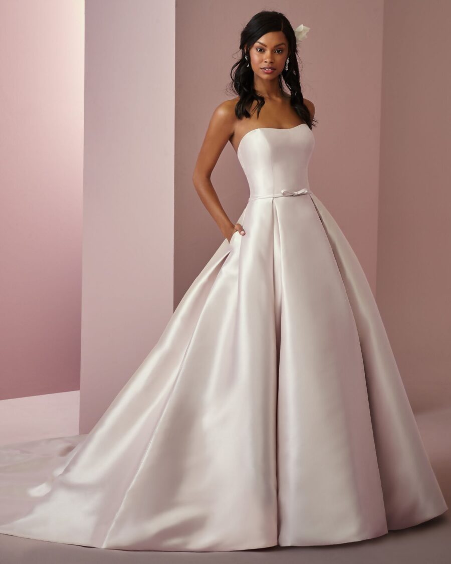 Erica Anne - HOCHZEIT.de